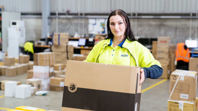 Parcel Delivery Perth | Same Day Or Overnight Pickup Services